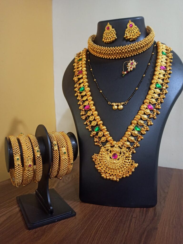 Authentic Kolhapuri Jewelry Online | Saaj, Thushi & Maharashtrian Jewellery